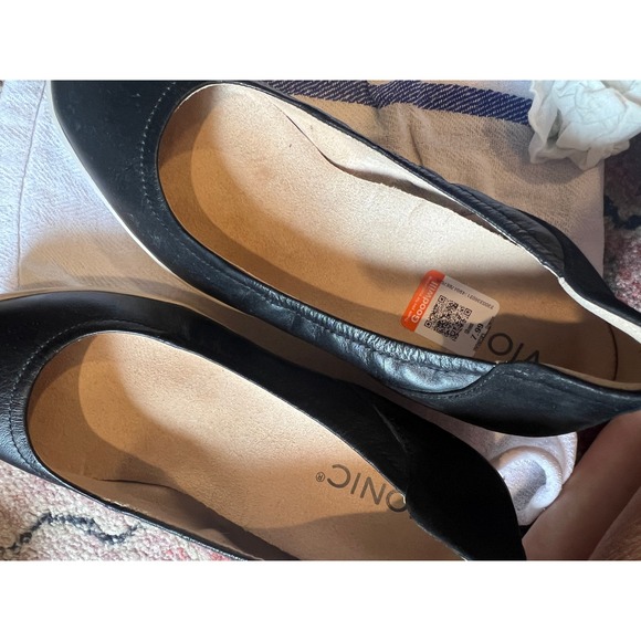 Vionic | Shoes | Vionic Black Ellery Jacey Women 85 Comfort Round ...